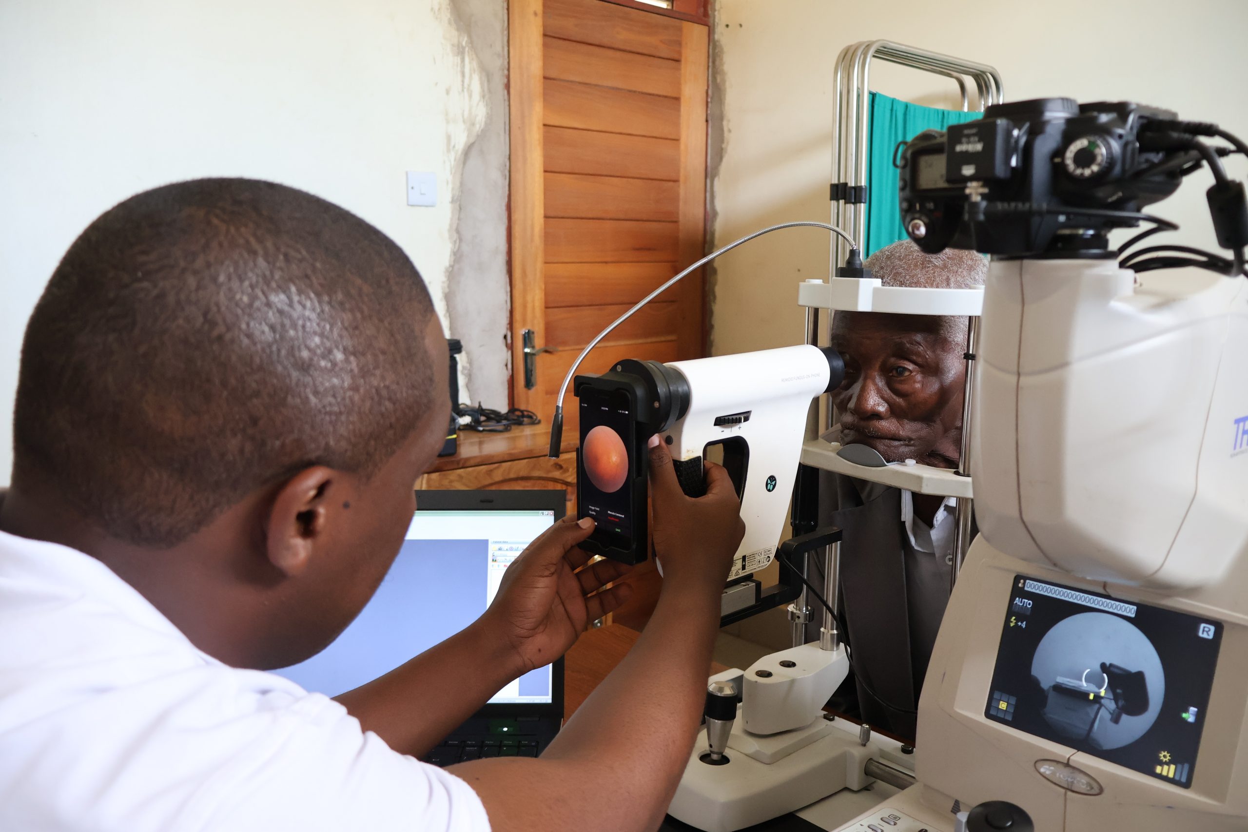 Focus on: AI in Eye Care - ICEH